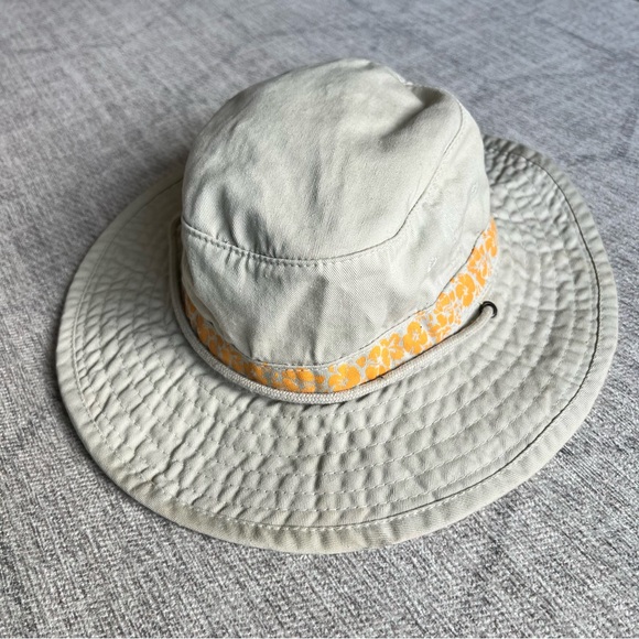 Scala | Accessories | Vintage 99s Scala Studio Womens Beigetan Outdoors Summer Bucket Hat Medium ...